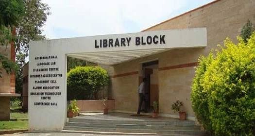 Siddharth S's Review On Sri Manakula Vinayagar Engineering College ...