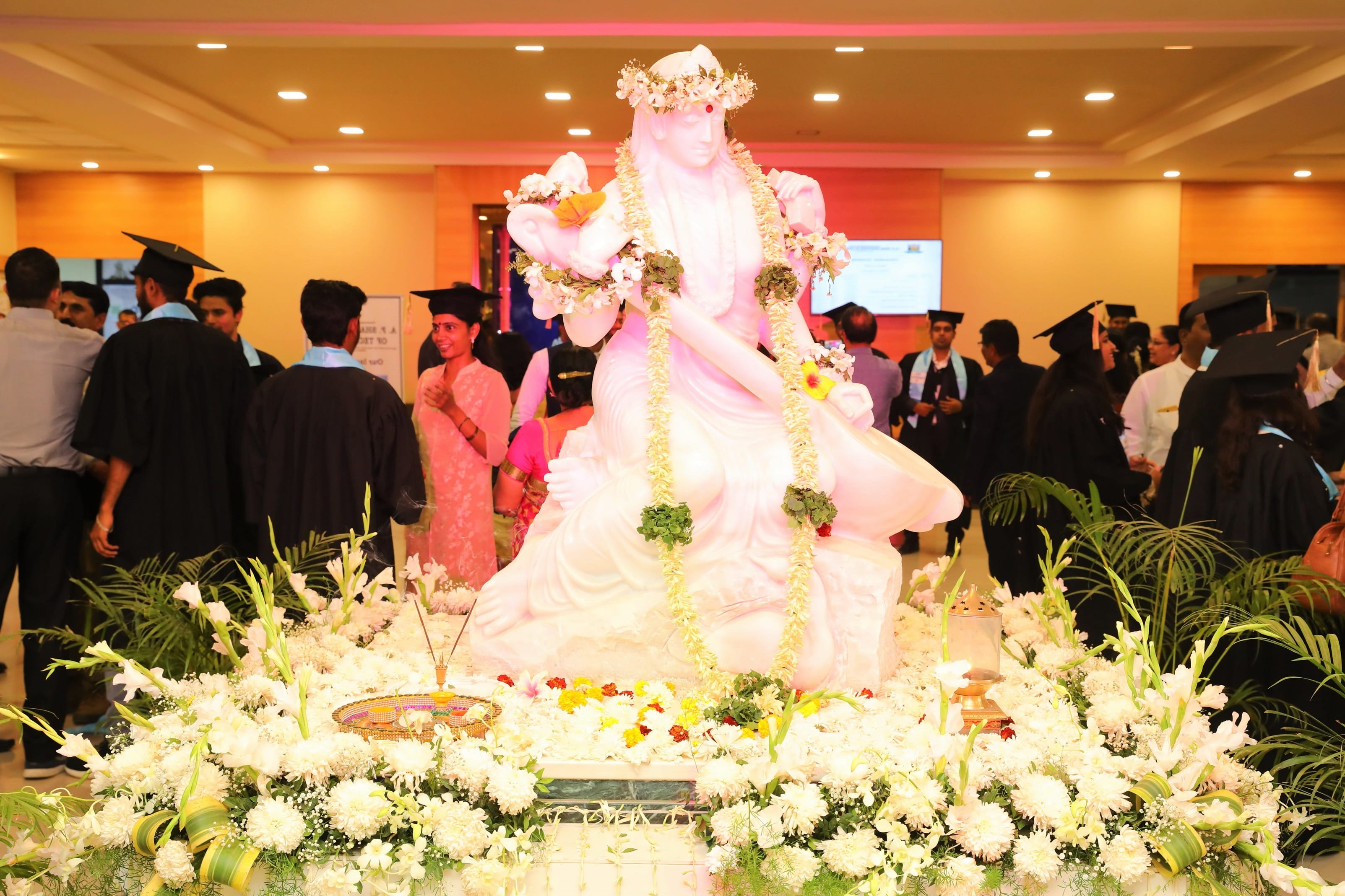 Anee John's Review On A. P. Shah Institute of Technology - GetMyUni